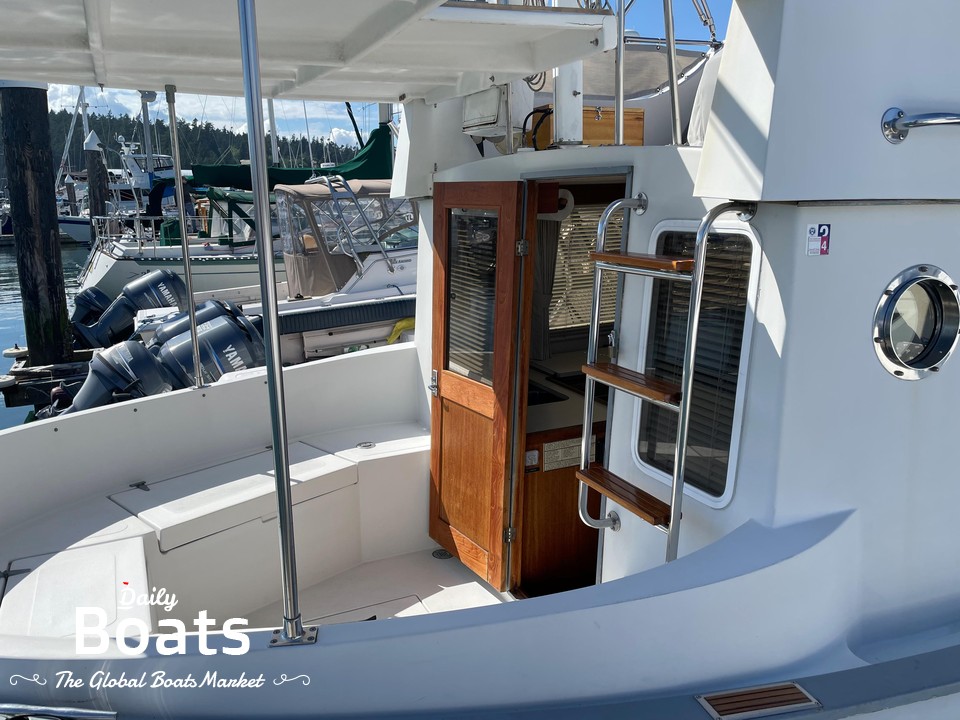 1988 Willard Marine 30 Mark Iv Trawler for sale. View price, photos and ...