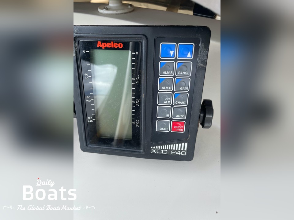 1988 Willard Marine 30 Mark Iv Trawler for sale. View price, photos and ...