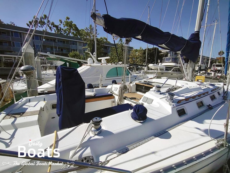 1986 Hunter 40 for sale. View price, photos and Buy 1986 Hunter 40 #298670