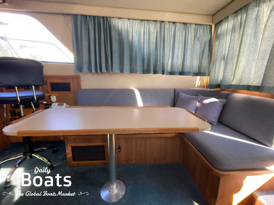 1986 Chris-Craft Commander 338 for sale. View price, photos and Buy ...