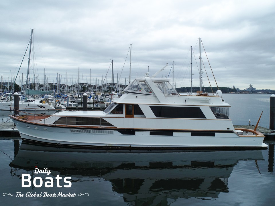 Pacemaker cockpit motor yacht for sale - Daily Boats