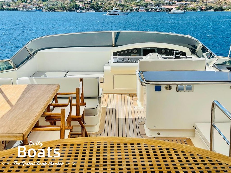 2008 Azimut 98 Leonardo for sale. View price, photos and Buy 2008 ...