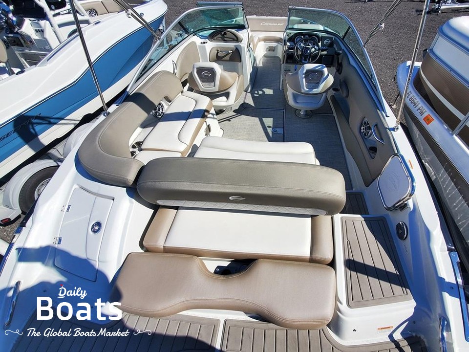 2021 Crownline E215 Xs for sale. View price, photos and Buy 2021 ...