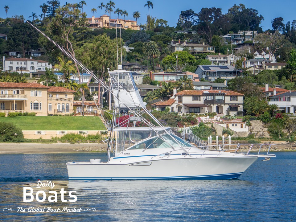 1995 Cabo 35 Express for sale. View price, photos and Buy 1995 Cabo 35 ...