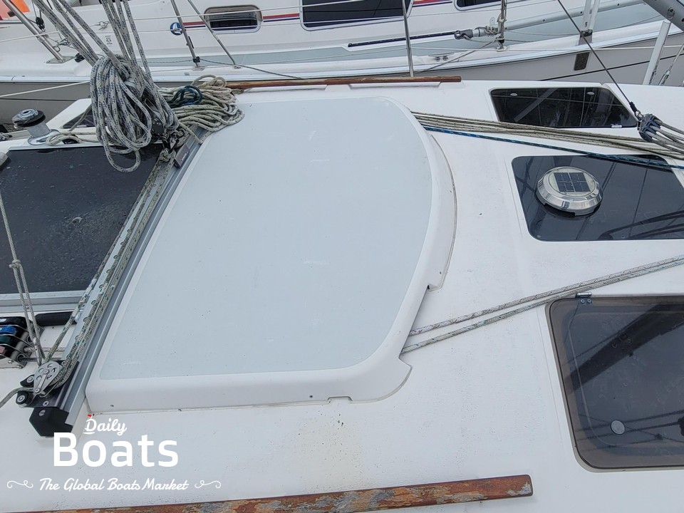 1992 Hunter 33.5 for sale. View price, photos and Buy 1992 Hunter 33.5 ...