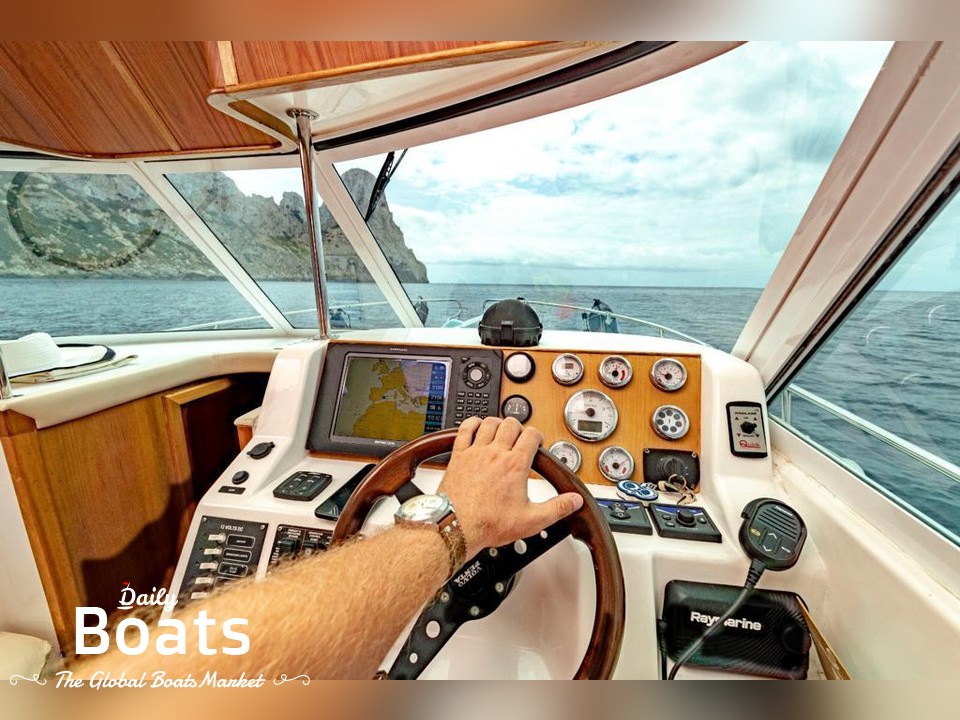 2009 Gulf Craft Ambassador 32 for sale. View price, photos and Buy 2009 ...