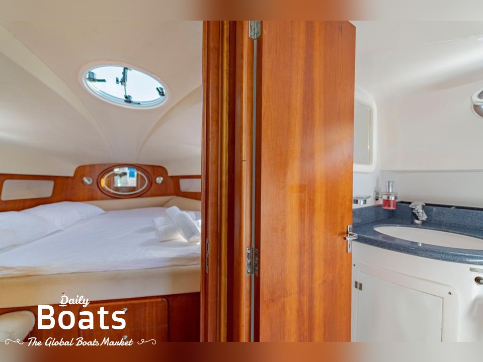 2009 Gulf Craft Ambassador 32 for sale. View price, photos and Buy 2009 ...