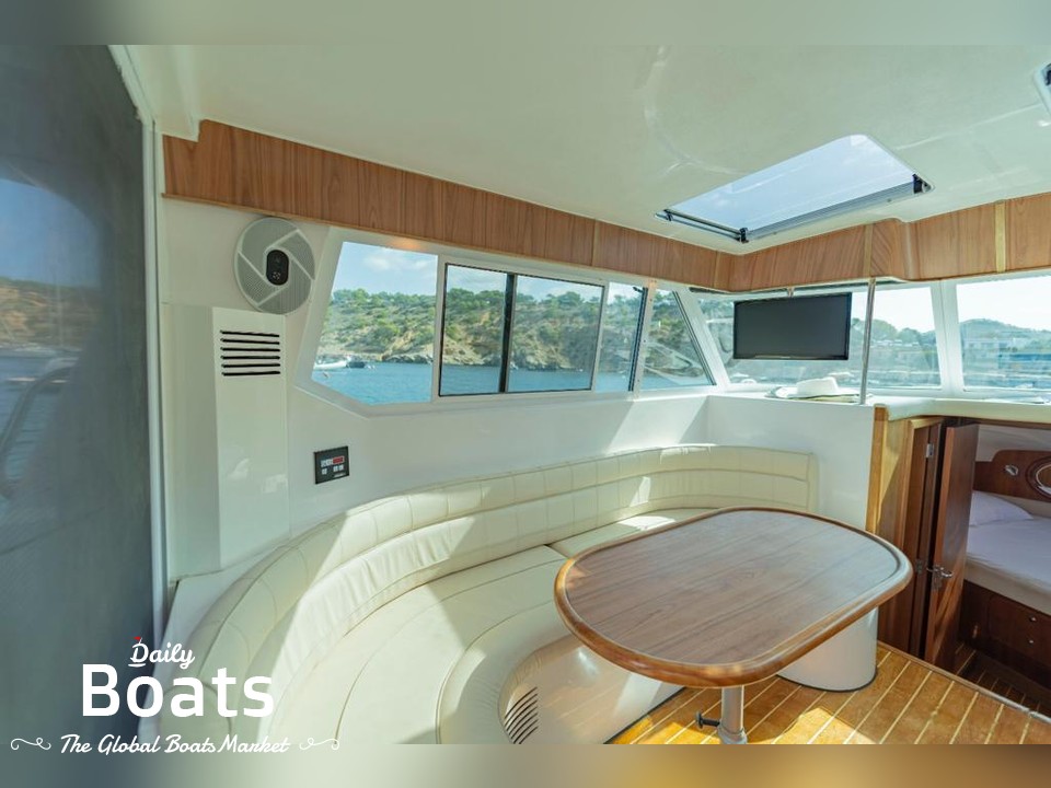 2009 Gulf Craft Ambassador 32 for sale. View price, photos and Buy 2009 ...