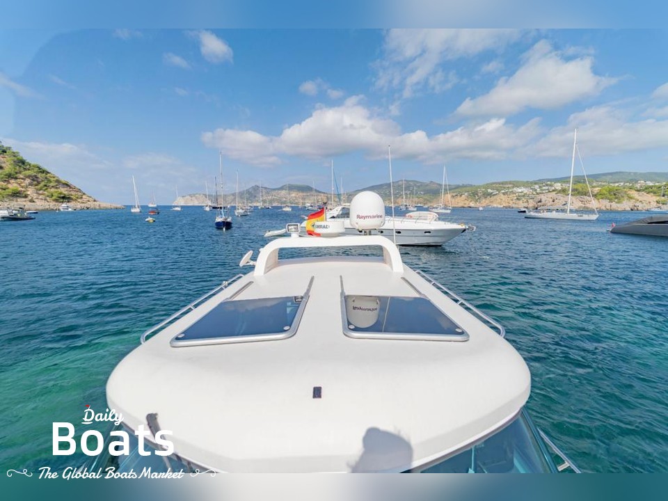 2009 Gulf Craft Ambassador 32 for sale. View price, photos and Buy 2009 ...