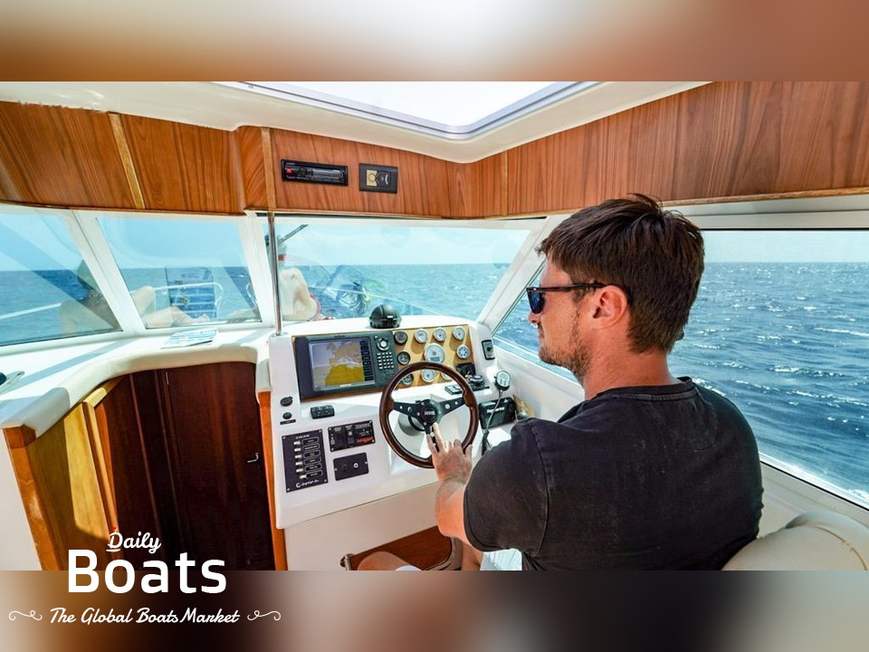 2009 Gulf Craft Ambassador 32 for sale. View price, photos and Buy 2009 ...