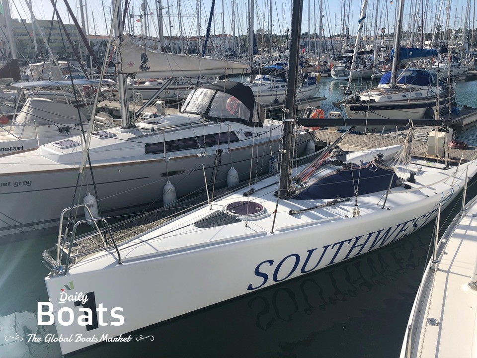 2006 Custom Lutra 30 for sale. View price, photos and Buy 2006 Custom ...