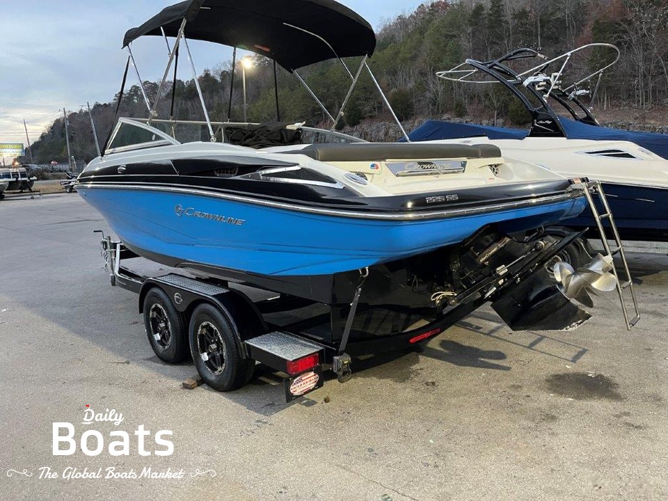 2019 Crownline 225 Se for sale. View price, photos and Buy 2019 ...