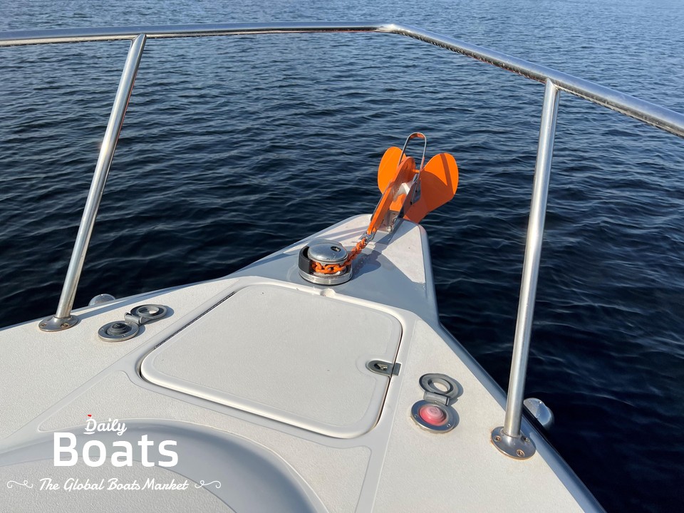 1992 Tiara Yachts 31 for sale. View price, photos and Buy 1992 Tiara ...