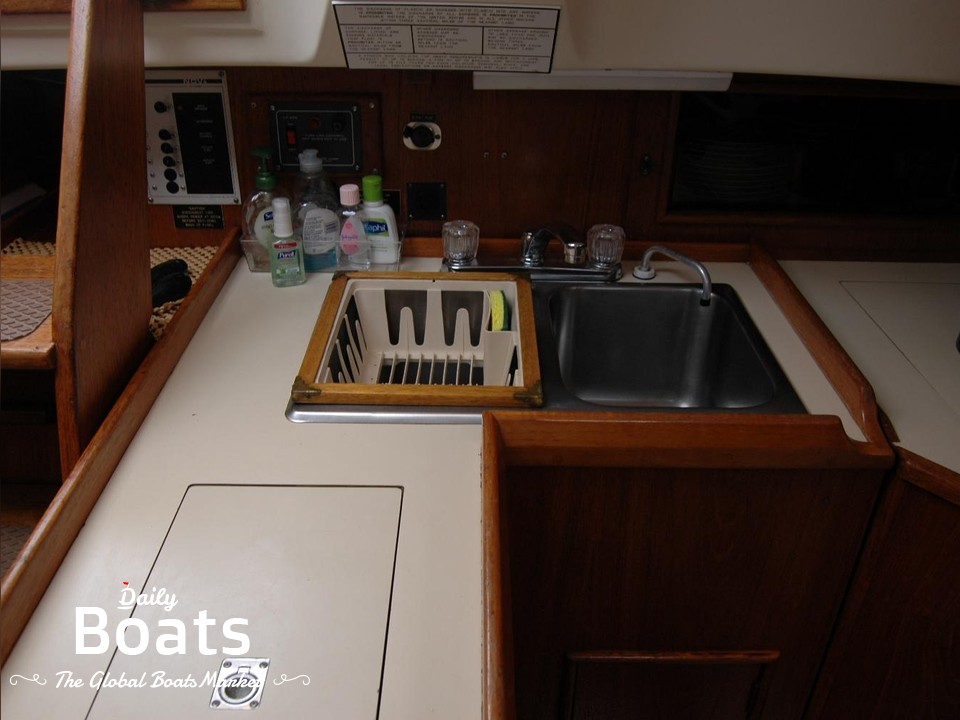 1985 Niagara 35 Encore for sale. View price, photos and Buy 1985 ...