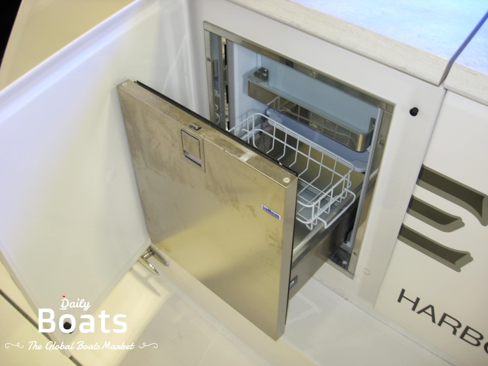 2022 Tiara Yachts C49 Coupe for sale. View price, photos and Buy 2022 ...