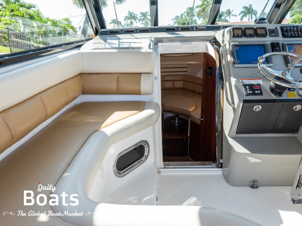 2011 Everglades 320 Ex With Tower for sale. View price, photos and Buy ...