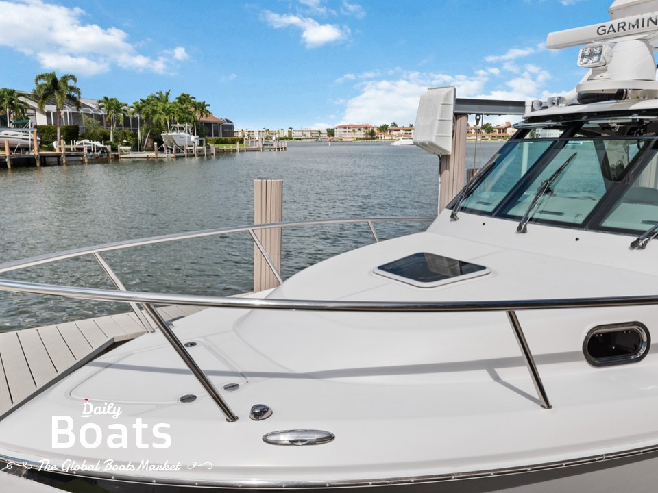 2011 Everglades 320 Ex With Tower for sale. View price, photos and Buy ...