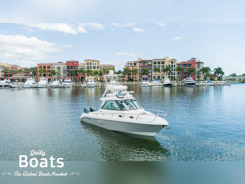 2011 Everglades 320 Ex With Tower for sale. View price, photos and Buy ...