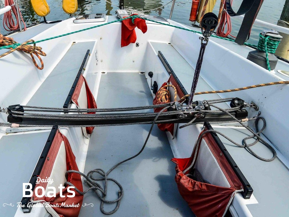 1989 Formula Evelyn 42 for sale. View price, photos and Buy 1989 ...