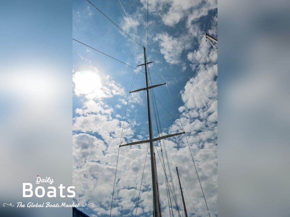 1989 Formula Evelyn 42 for sale. View price, photos and Buy 1989 ...