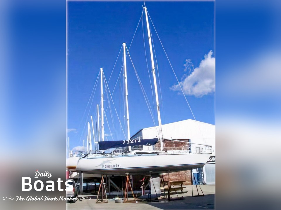 1989 Formula Evelyn 42 for sale. View price, photos and Buy 1989 ...