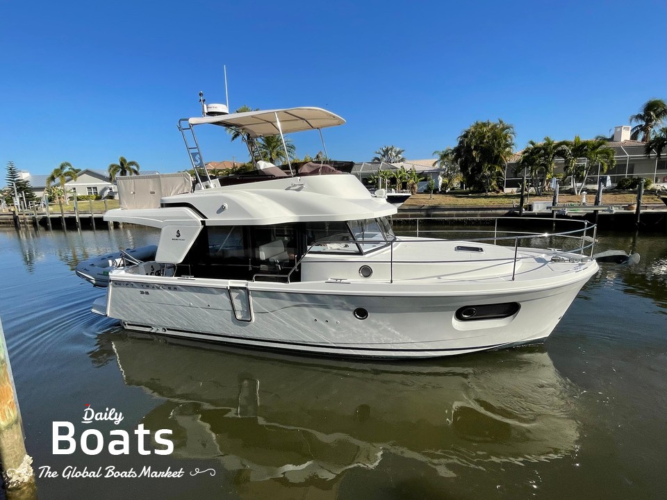 2021 Beneteau Swift Trawler 35 for sale. View price, photos and Buy ...