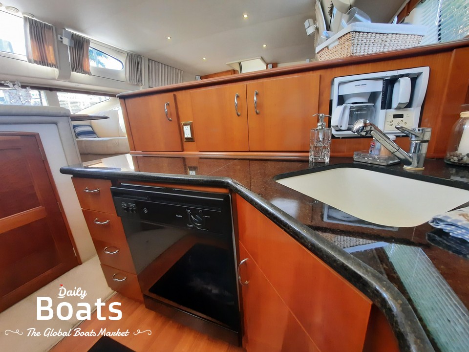 2005 Carver 46 Motor Yacht for sale. View price, photos and Buy 2005 ...