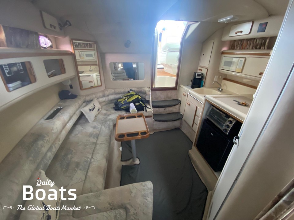 1995 Sea Ray 330 Express Cruiser for sale. View price, photos and Buy ...