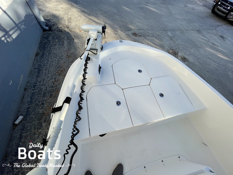 2018 Bayliner F18 for sale. View price, photos and Buy 2018 Bayliner ...