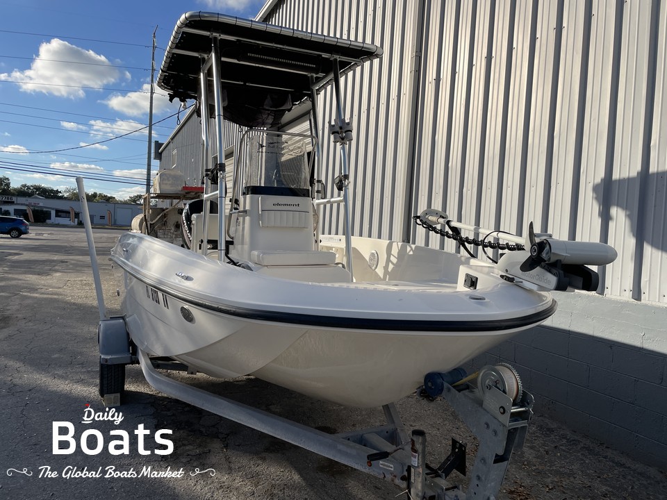2018 Bayliner F18 for sale. View price, photos and Buy 2018 Bayliner ...