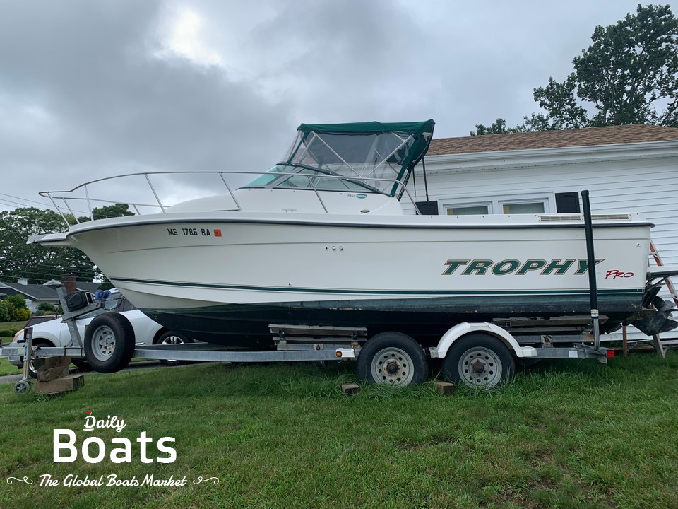 2003 Trophy 2352 Walkaround for sale. View price, photos and Buy 2003 ...