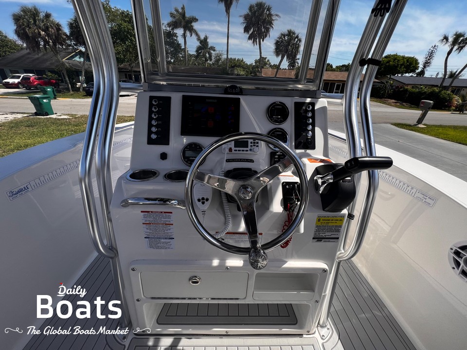 2021 Robalo R200 Center Console for sale. View price, photos and Buy ...