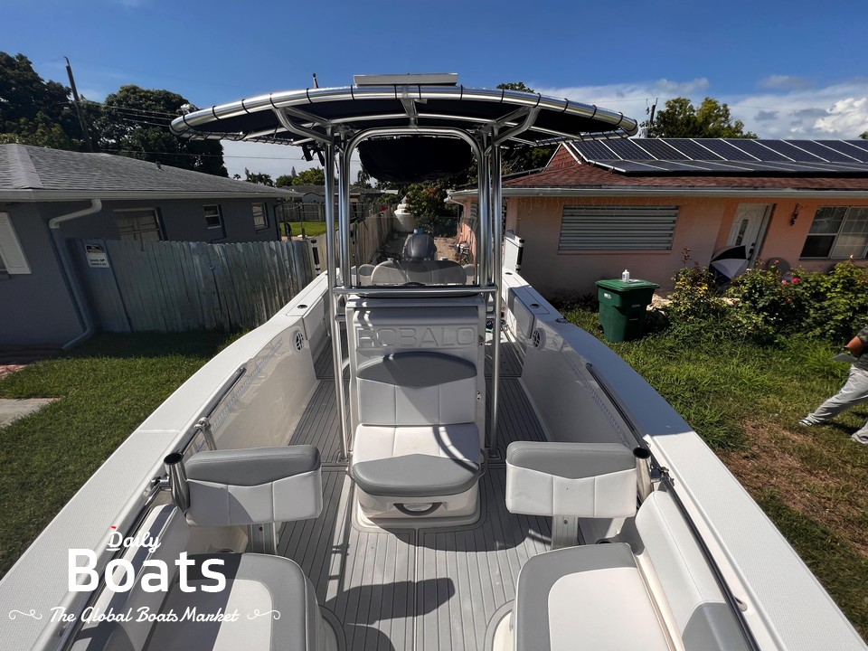 2021 Robalo R200 Center Console for sale. View price, photos and Buy ...