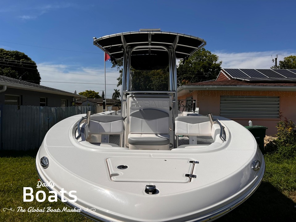 2021 Robalo R200 Center Console for sale. View price, photos and Buy ...