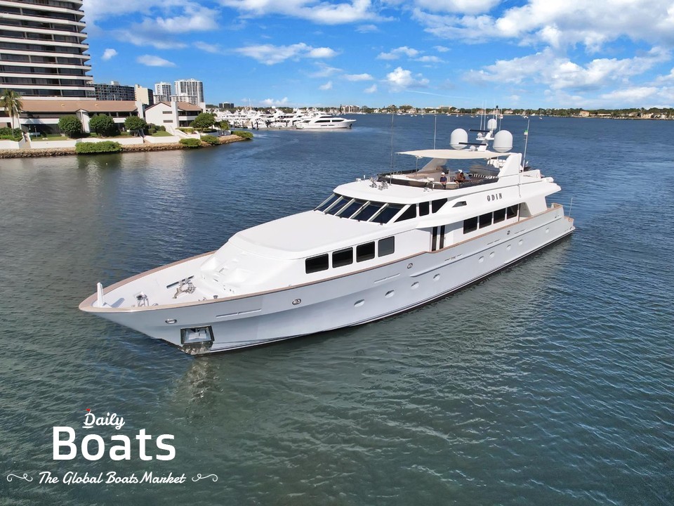 2001 Trinity Yachts Raised Pilothouse for sale. View price, photos and ...