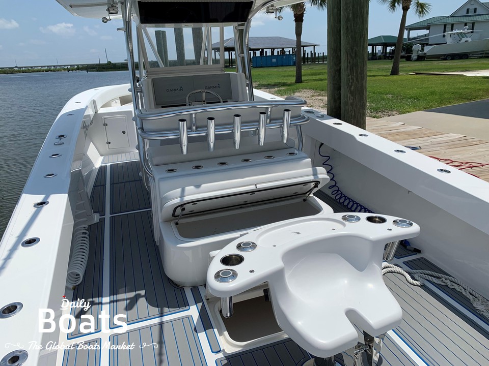 2017 Venture 39 Open Forward Seating for sale. View price, photos and ...