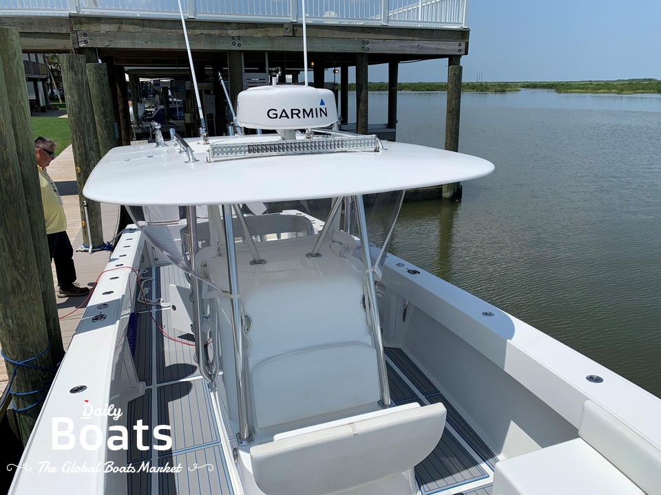 2017 Venture 39 Open Forward Seating for sale. View price, photos and ...