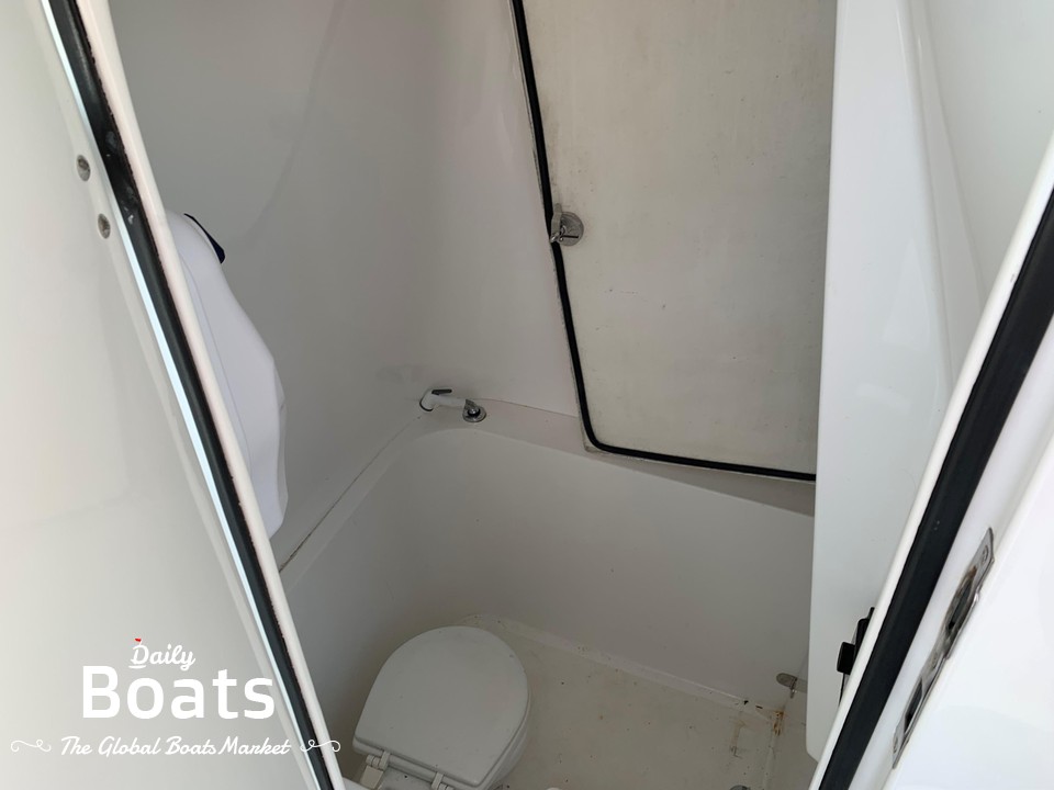 2017 Venture 39 Open Forward Seating for sale. View price, photos and ...