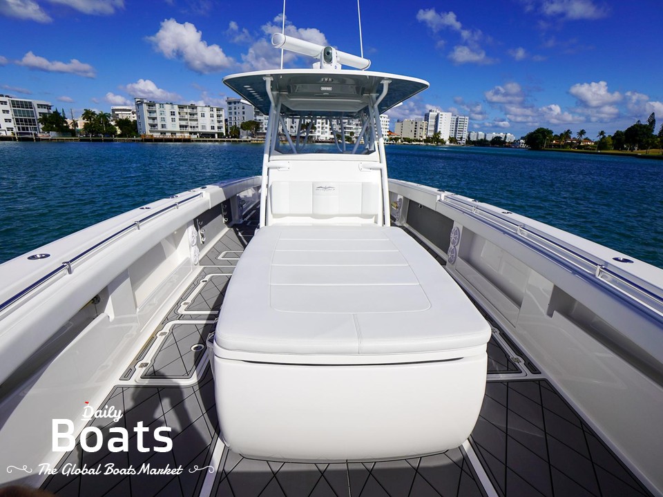 2018 Invincible 40 Cat for sale. View price, photos and Buy 2018 ...