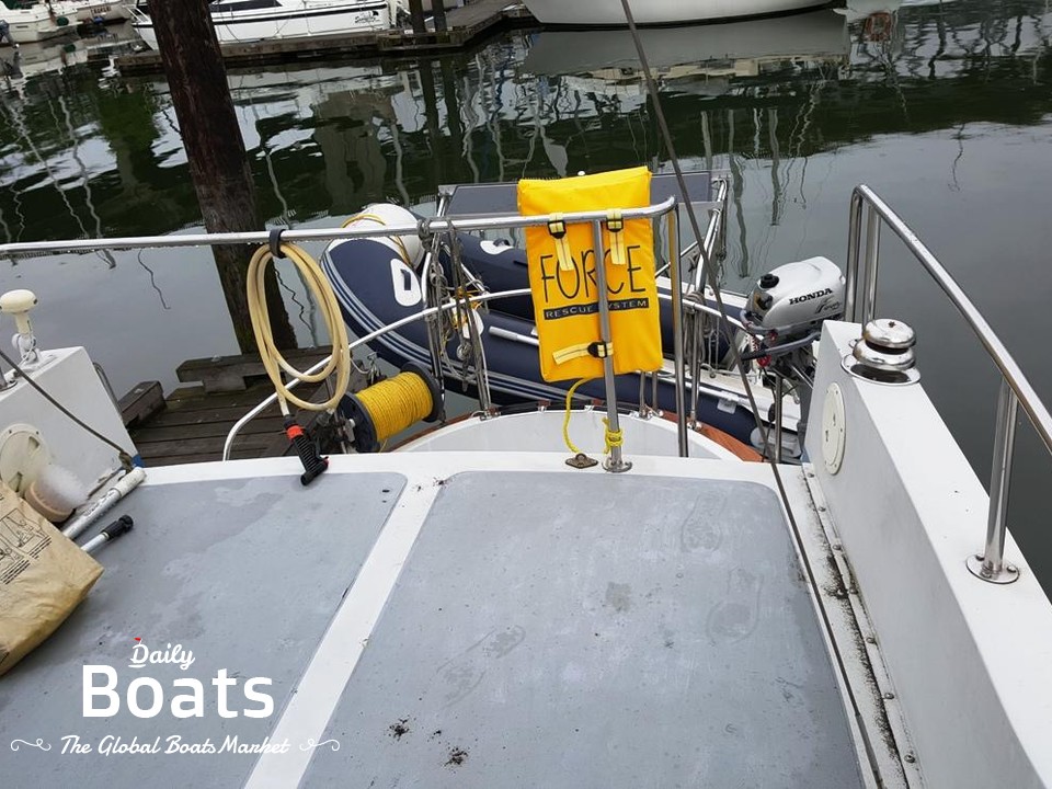 1977 Willard 30-4 for sale. View price, photos and Buy 1977 Willard 30 ...