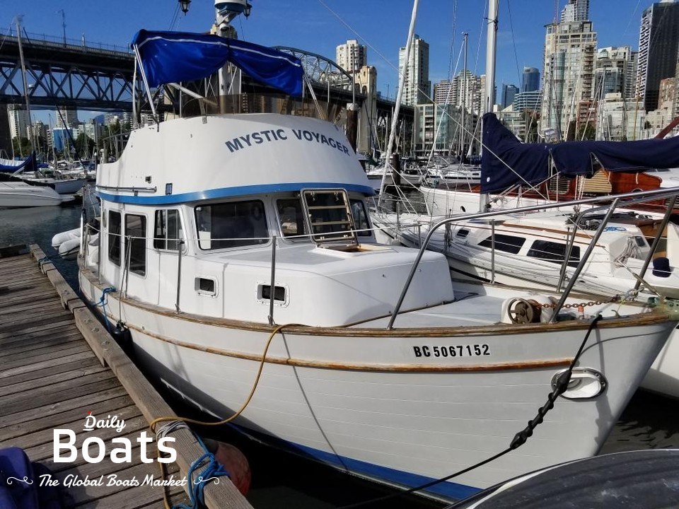 1977 Willard 30-4 for sale. View price, photos and Buy 1977 Willard 30 ...