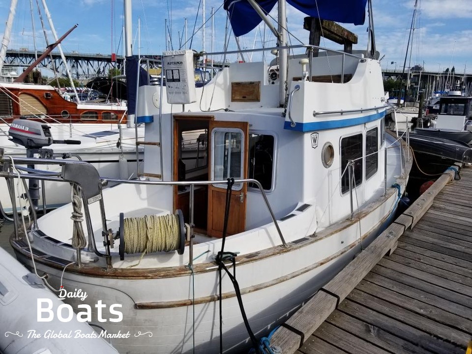 1977 Willard 30-4 for sale. View price, photos and Buy 1977 Willard 30 ...