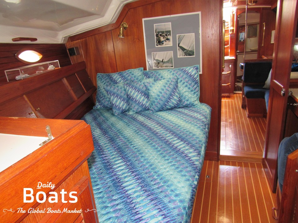 1985 Hunter 45 Legend for sale. View price, photos and Buy 1985 Hunter ...