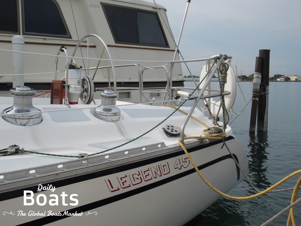 1985 Hunter 45 Legend for sale. View price, photos and Buy 1985 Hunter ...