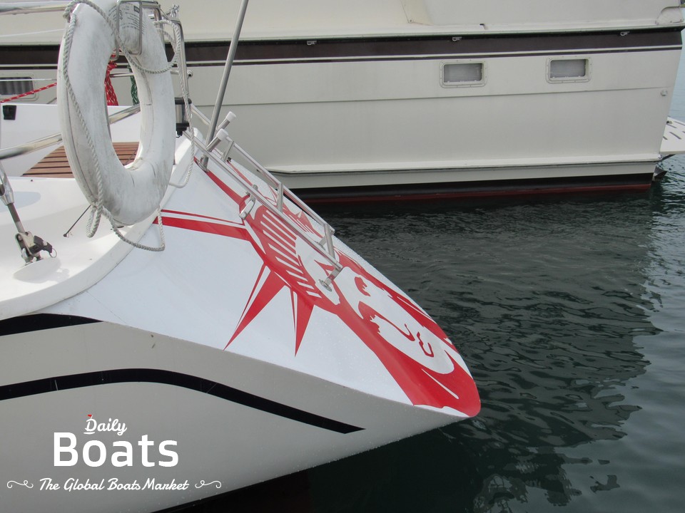 1985 Hunter 45 Legend for sale. View price, photos and Buy 1985 Hunter ...