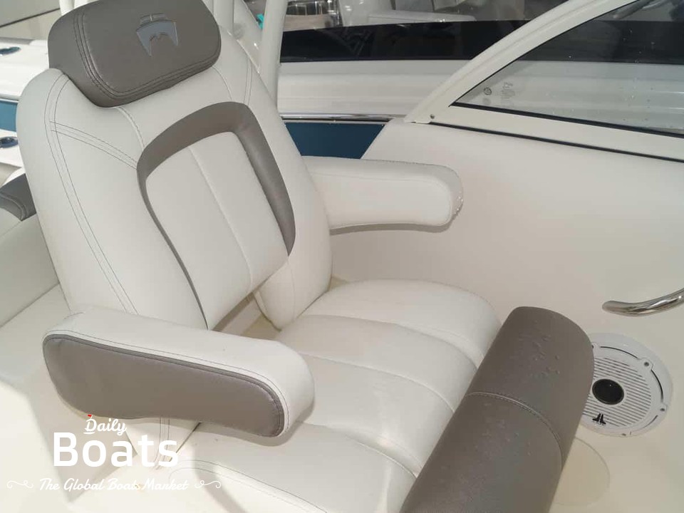 2020 World Cat 255 Dc for sale. View price, photos and Buy 2020 World ...