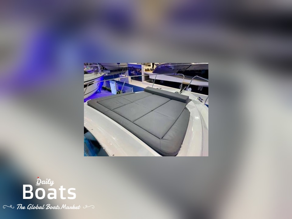 2023 Sealine C390 for sale. View price, photos and Buy 2023 Sealine ...