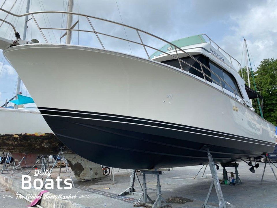 1990 Bertram 33 Flybridge Cruiser for sale. View price, photos and Buy ...