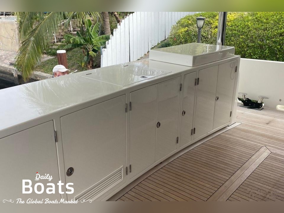 2001 Hargrave Enclosed Bridge for sale. View price, photos and Buy 2001 ...