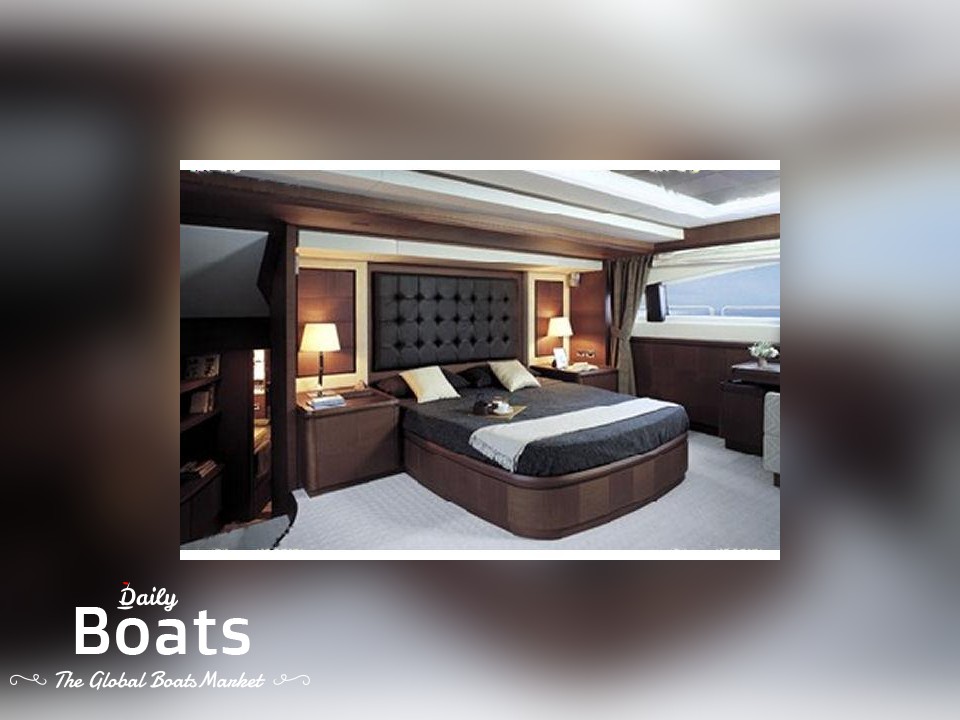 2009 Azimut 105 for sale. View price, photos and Buy 2009 Azimut 105 ...